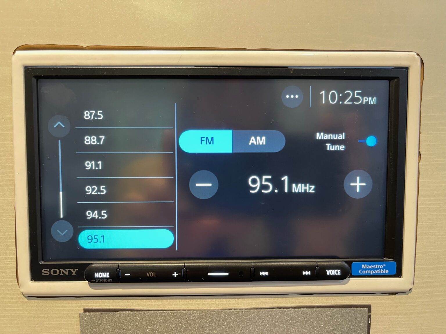 Sony XAV-AX6000 vs XAV-AX4000 Review - Car Stereo Reviews & News ...